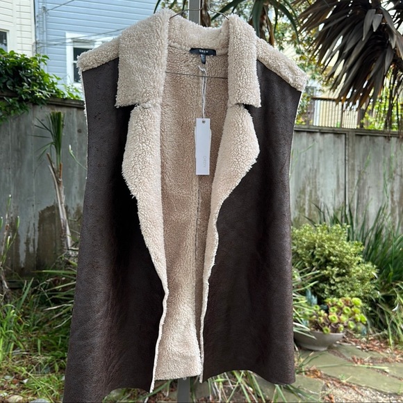 DREW | Jackets & Coats | Drew Lang Vegan Leather Vest | Poshmark